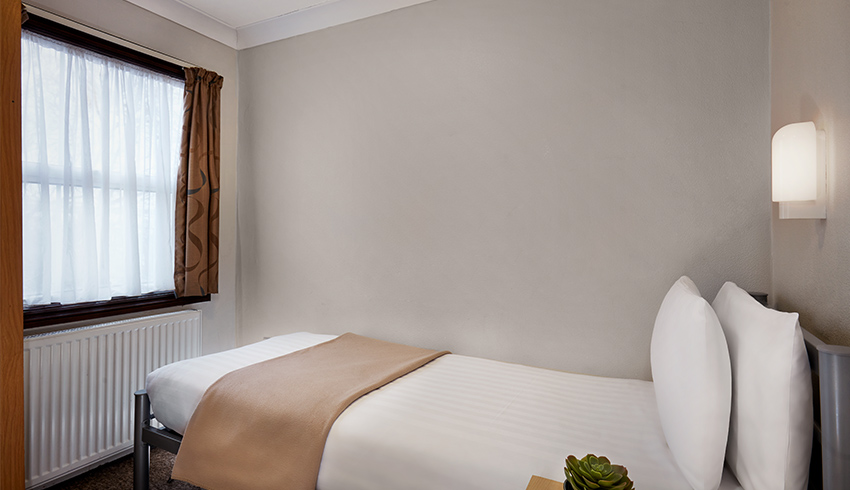 Standard Single Room Room - Lords Hotel London